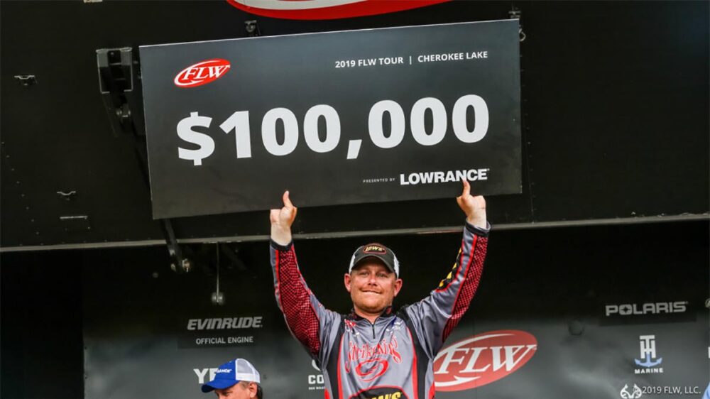 Upshaw Wins FLW Tour on Cherokee Lake - Wired2Fish
