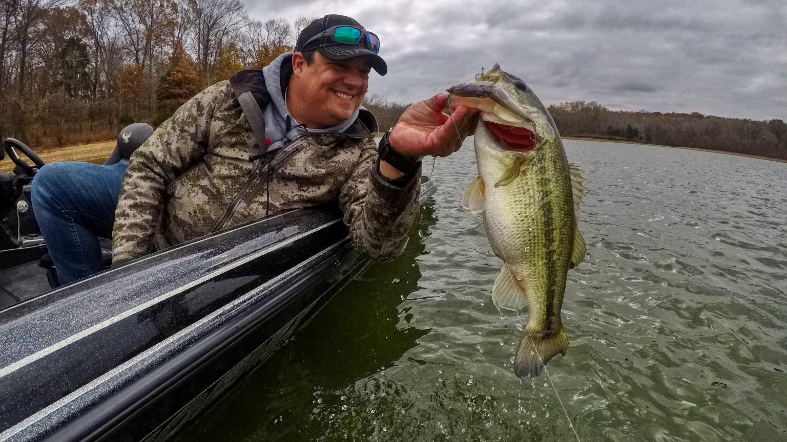 8 Tips to Catch Skittish Bass in Clear Water - Wired2Fish