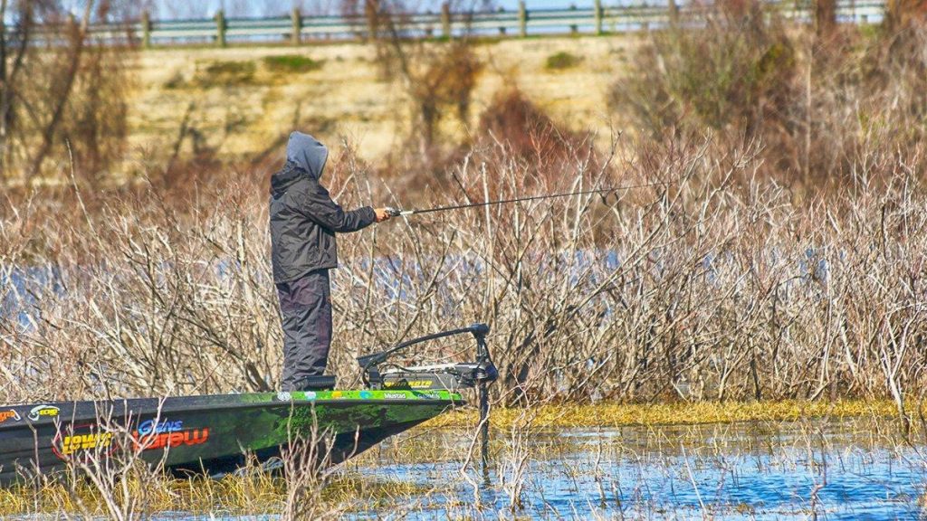 4 Push Pole Tricks to Access More Shallow Fishing Spots - Wired2Fish
