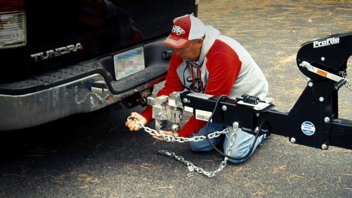 How to Hook Up Safety Chains: Trailering Know-How - Wired2Fish
