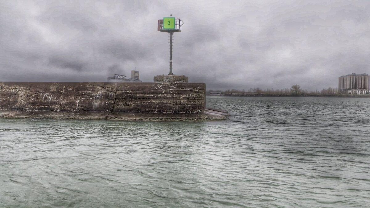 Understanding Fish Positioning on Breakwalls - Wired2Fish