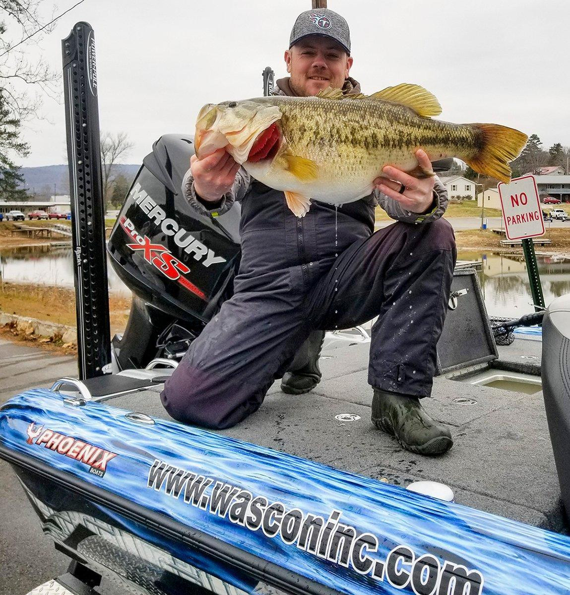 Angler Catches 14-pound Bass to End 2017 - Wired2Fish