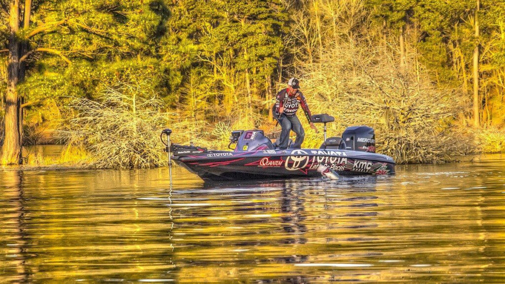 4 Tips for Better Fishing in Calm Waters - Wired2Fish