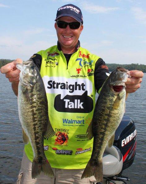 Fishing for Schooling Bass in the Fall - Wired2Fish