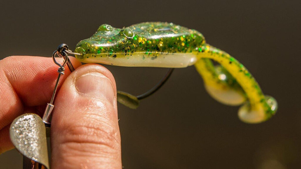 V&M Buzz Frog Review - Wired2Fish
