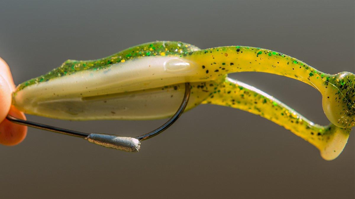 V&M Buzz Frog Review - Wired2Fish
