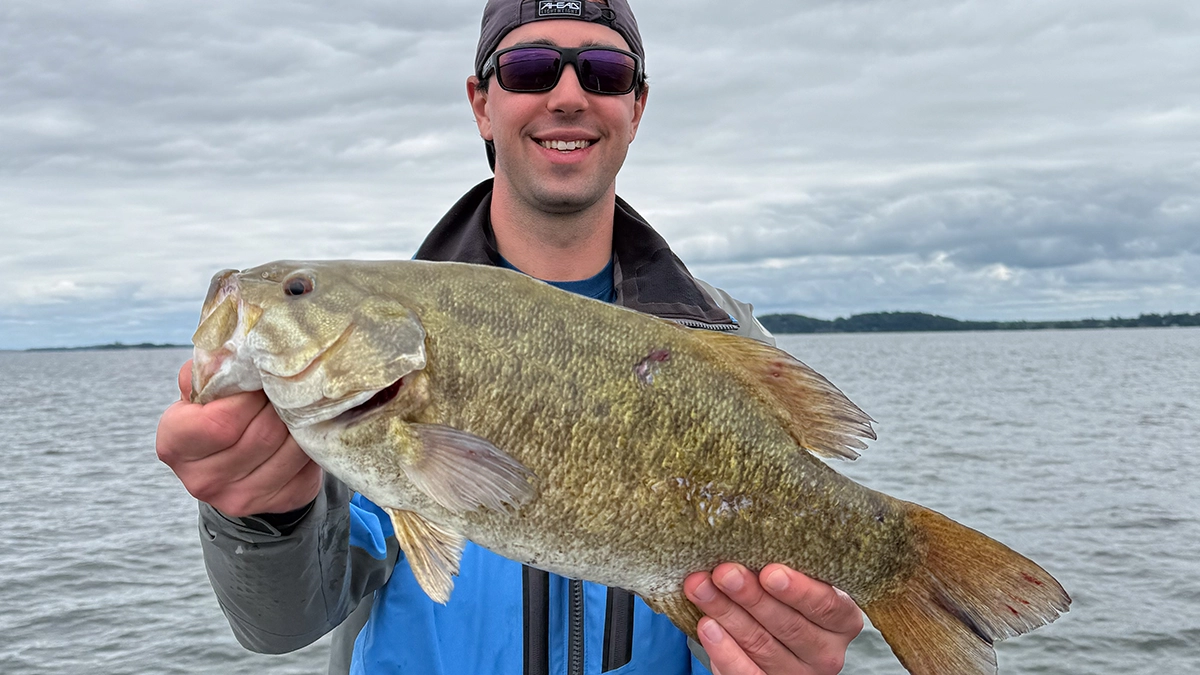 Admit It: Smallmouths Are Smarter - Wired2Fish